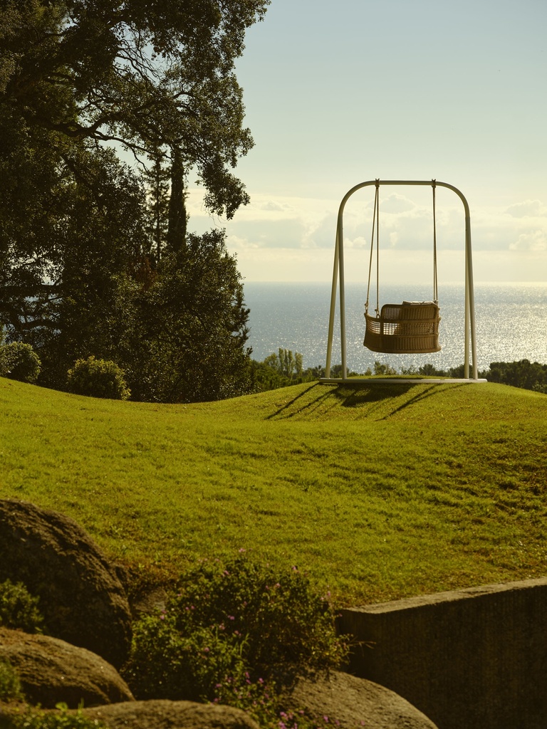 ESCALA COLUMPIO CON BASE | POINT, SL